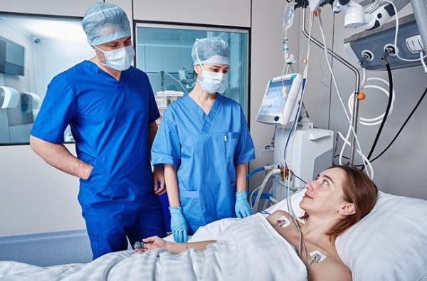 Humanizing Care in ICU - CCEM Journal